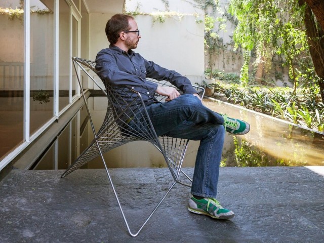 Parabola Chair by Carlo Aiello - Homeli