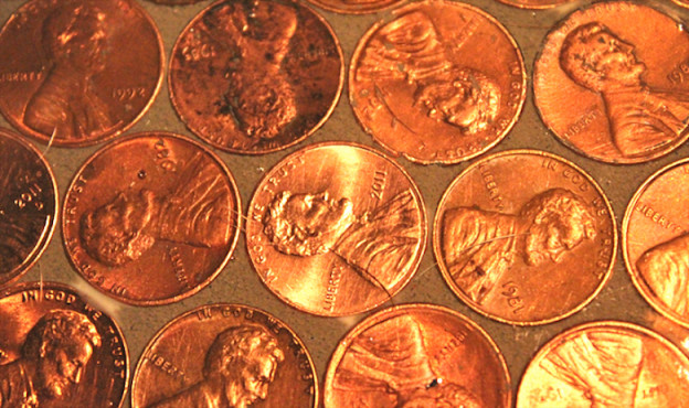 Penny Tile Floors - Using Copper Coins as Mosaic Tiles - Homeli