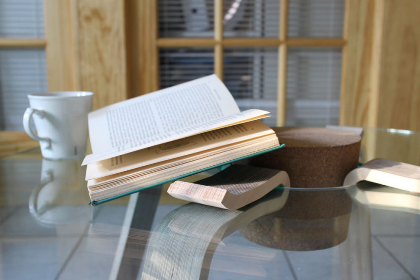 Cork Stopper Table by Hyeonil Jeong - Homeli