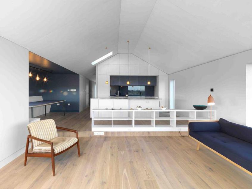 Pobble House in Dungeness by Guy Hollaway Architects - Homeli