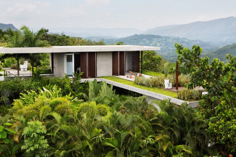 Nilo Houses in Tropical Colombia by Alberto Buckhard and Carolina ...
