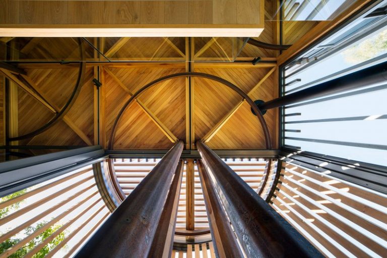 Paarman Treehouse by Malan Vorster - Homeli